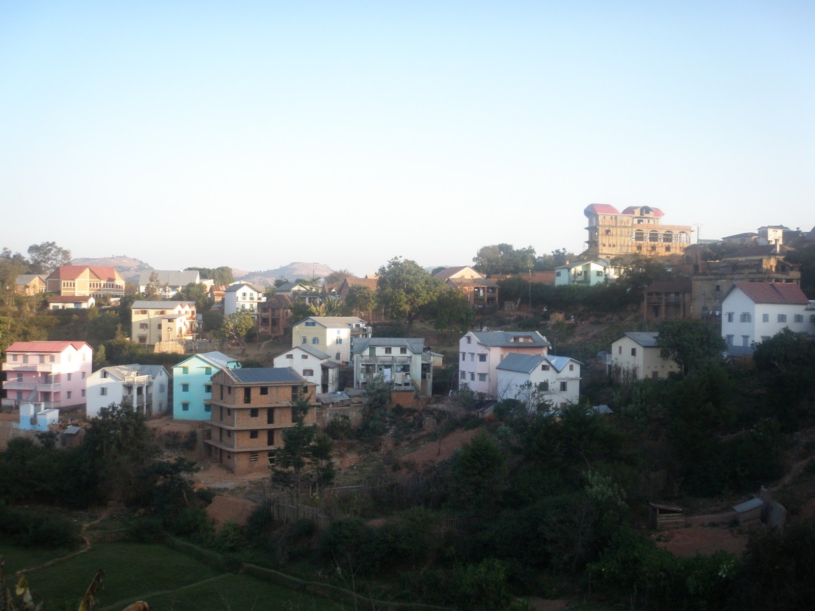 Aventures et vie à Madagascar: Ambositra la suite...