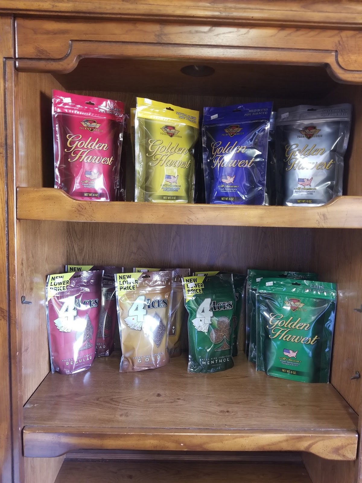 The Kings Humidor: 4 Aces Tobacco RYO