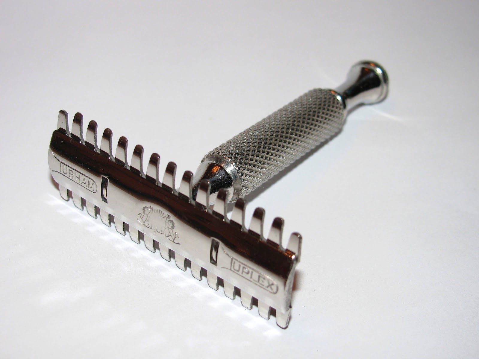 Classics In Time: Durham Duplex Razor