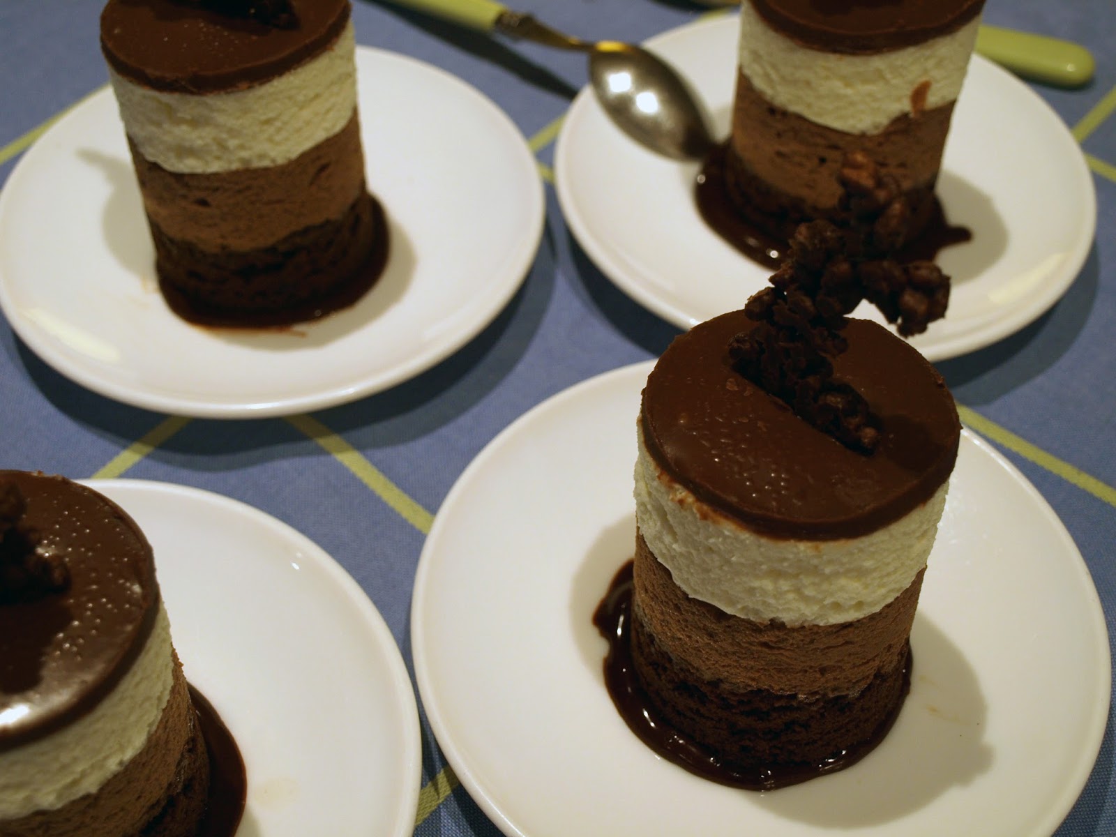 Menta y Caramelo: Postres individuales