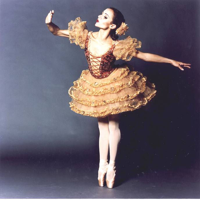 Lotusdança: COPPELIA