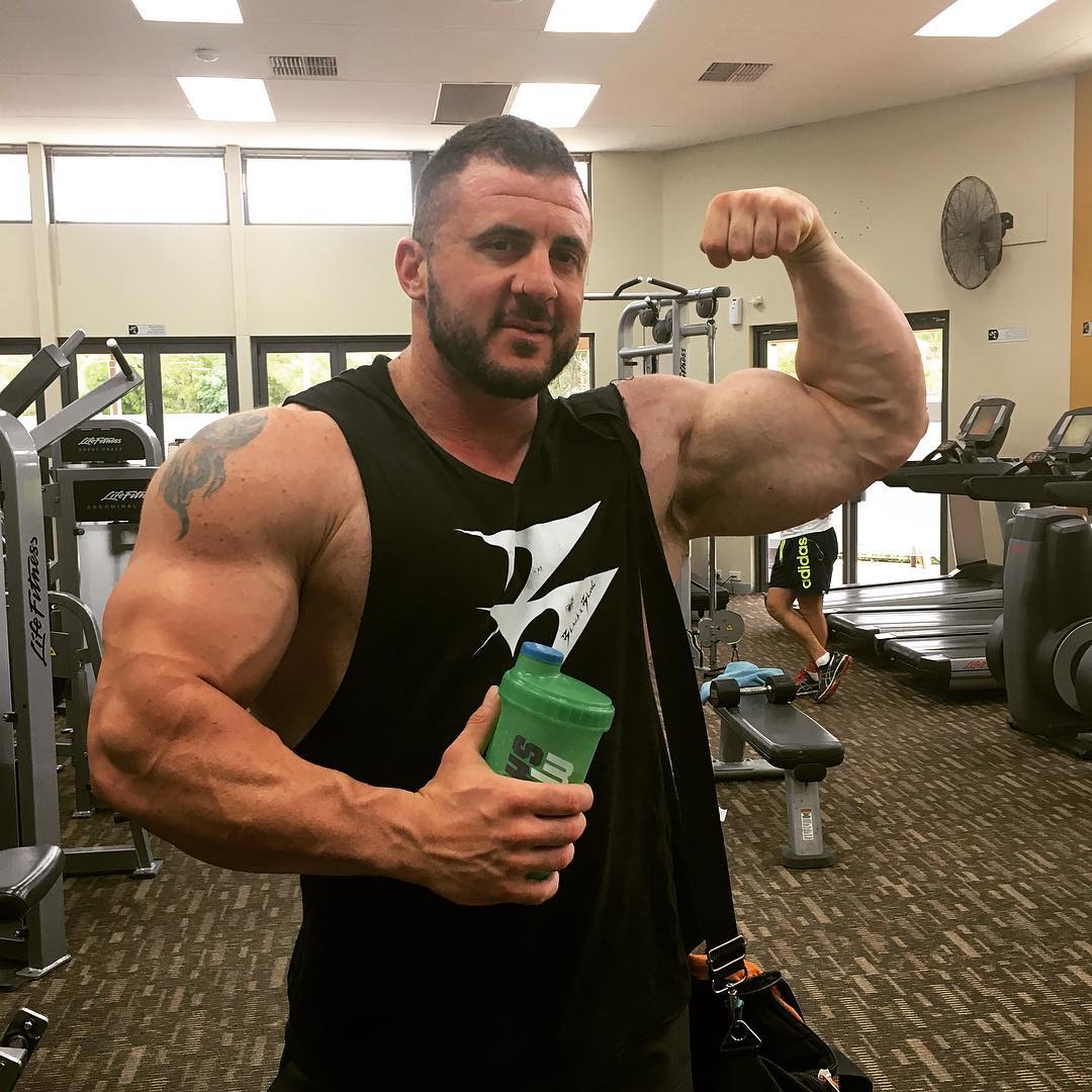 Muscle Lover: Muscle giant Matt Smedley from Australia