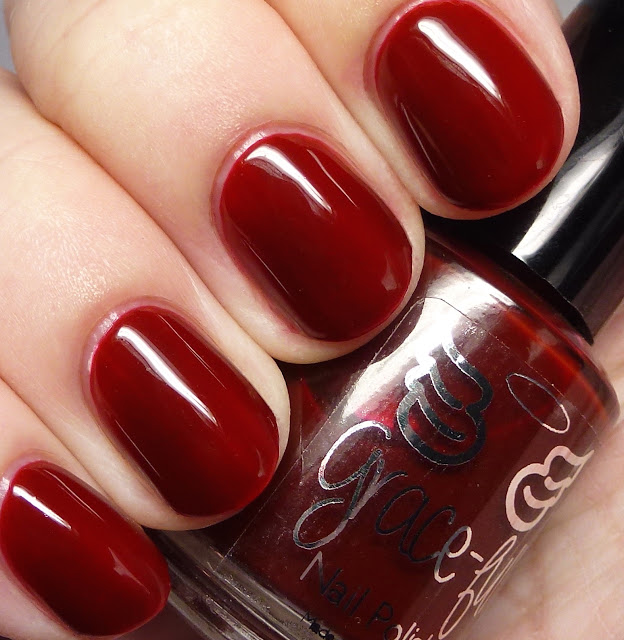 The Polished Hippy: Grace-full Nail Polish Christmas Collection, Part 1