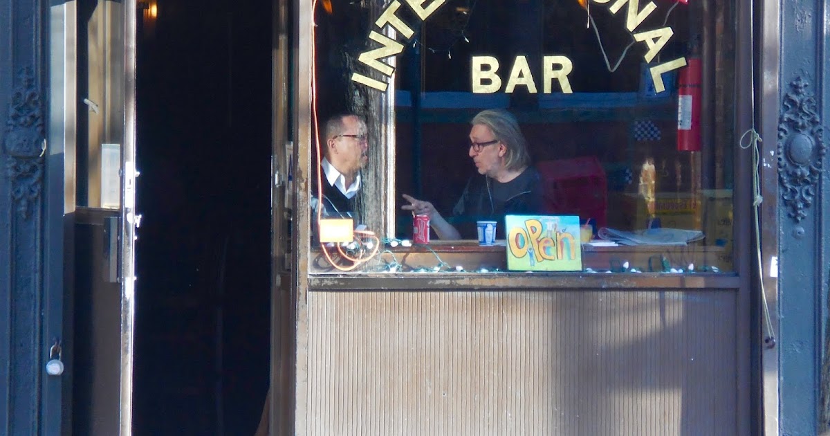 Jeremiah's Vanishing New York: Dive Bar to Bubble Tea