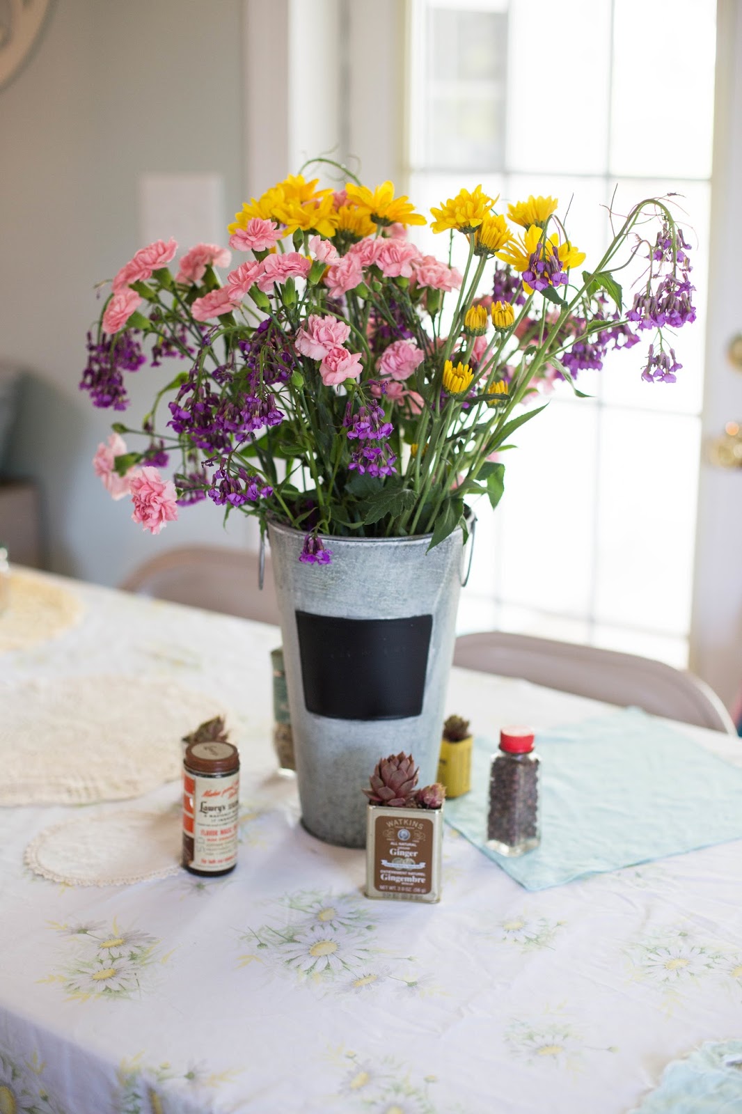 Red Hill General Store: Bucket Decorating Ideas