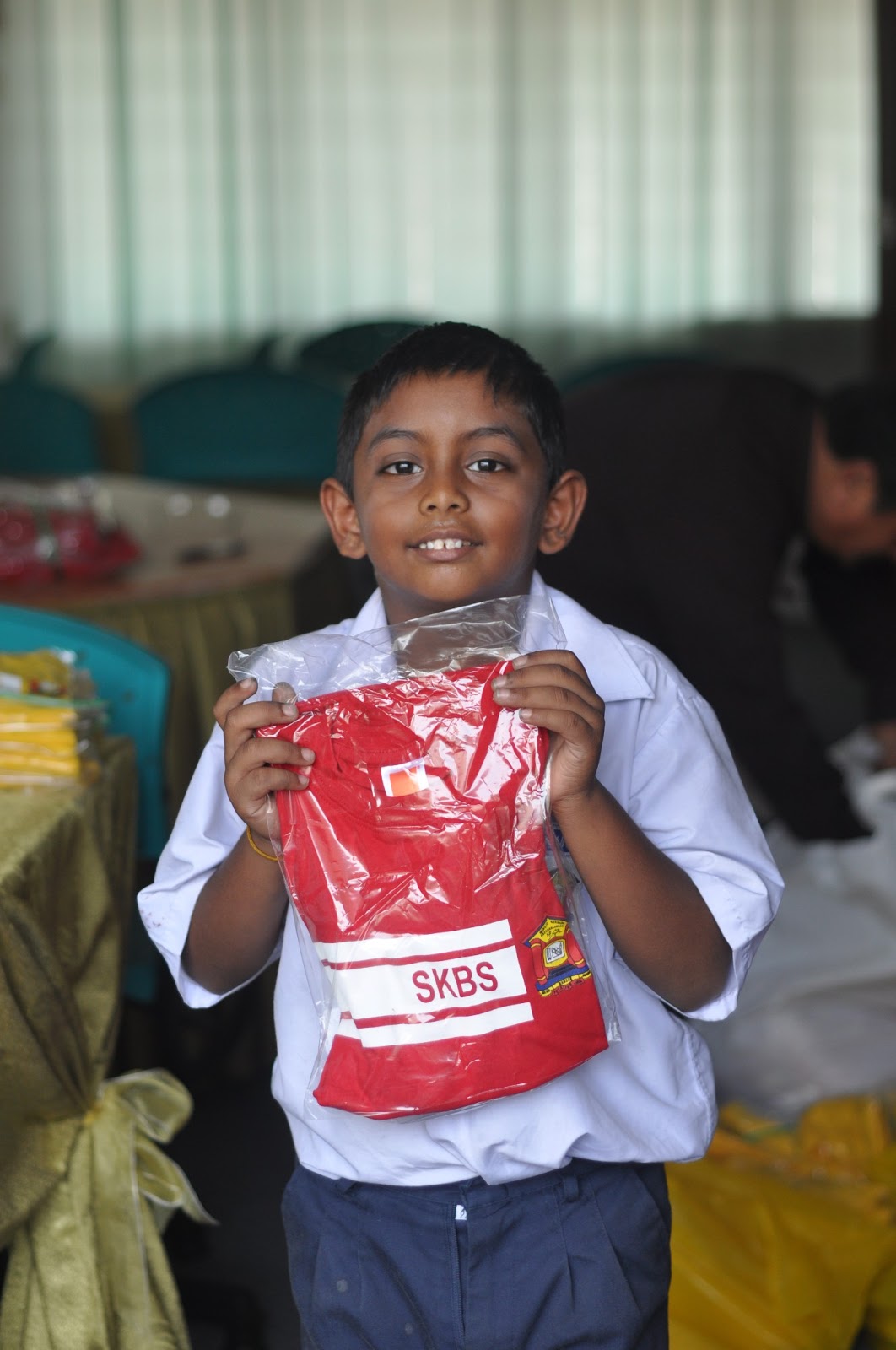 SK BANDAR SUNWAY: BAJU RUMAH SUKAN UNTUK MURID TAHUN SATU