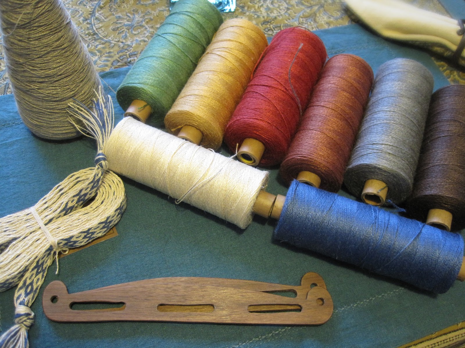 Stone Tracery Threads: Hedeby Harbor Wooden Handled Bag