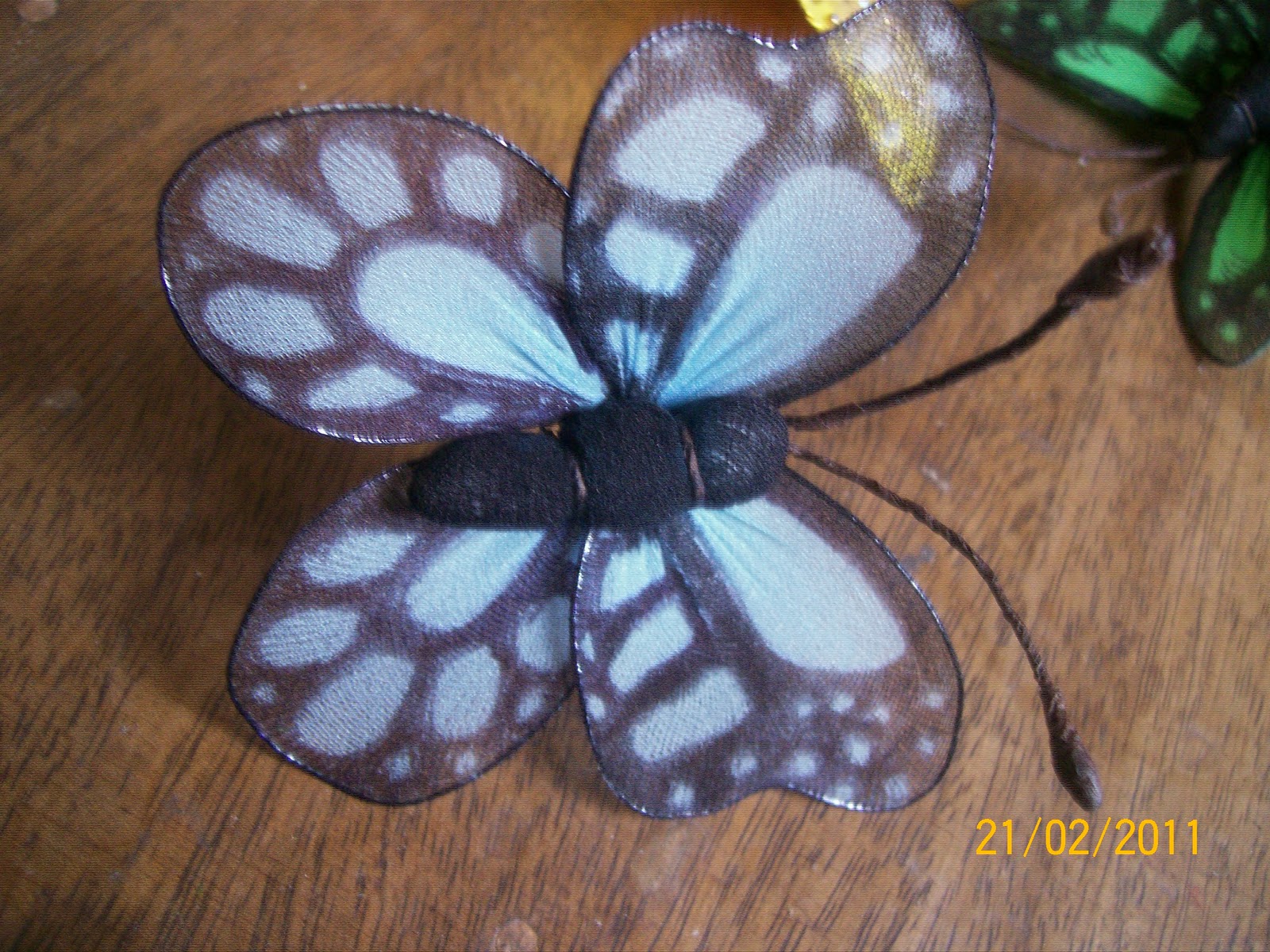 Tinas Creations: Nylon Stocking Butterflies