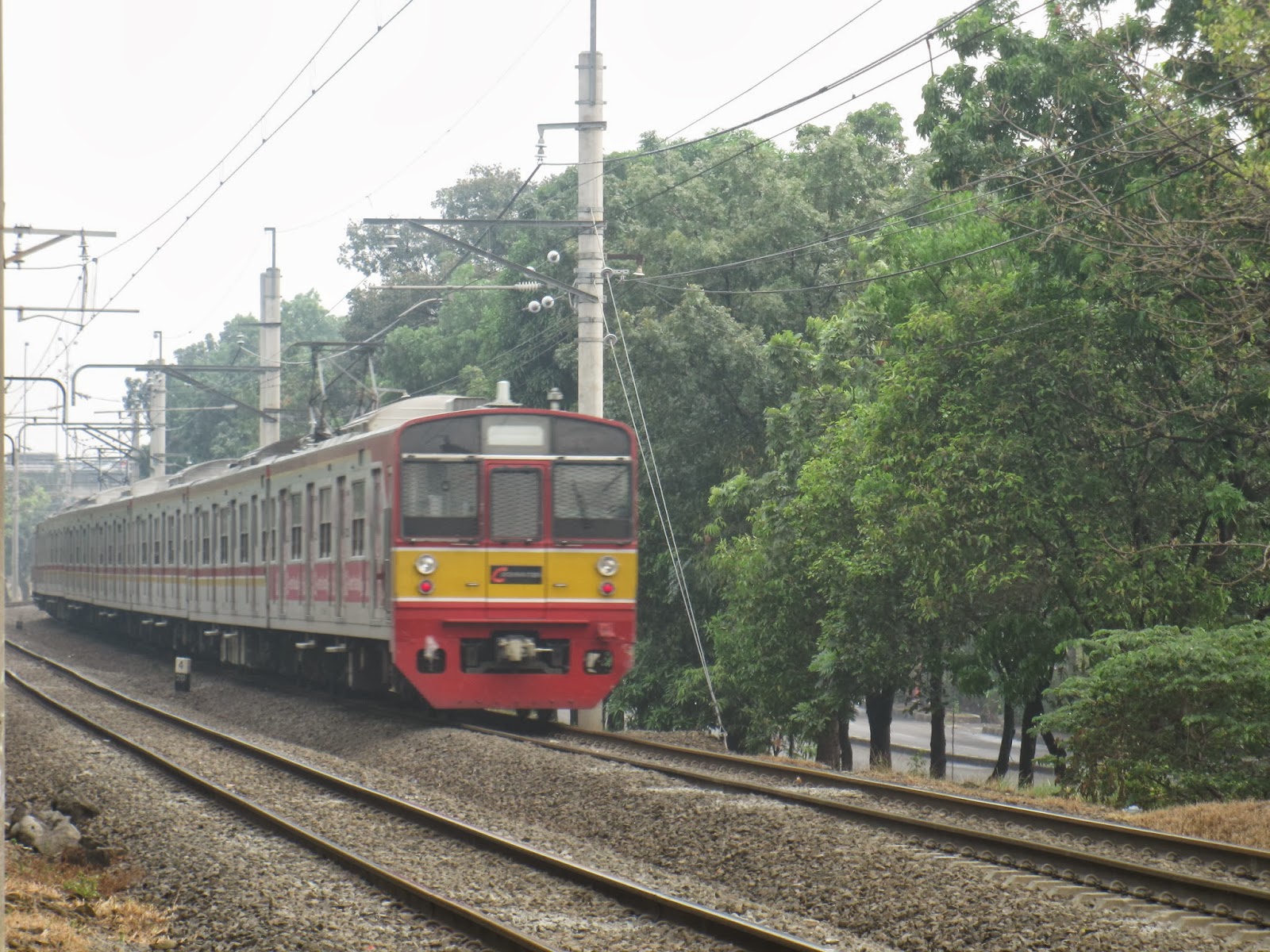 RAILROAD OF THE WORLD (世界の鉄道) kereta api di dunia: JR EAST SERIES 203 ...