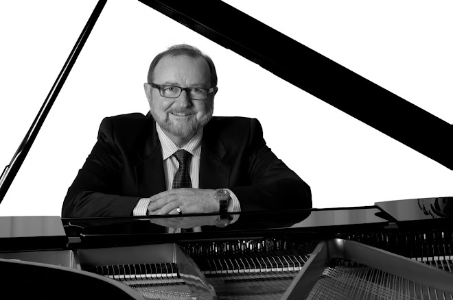Pianist Glen Stevenson