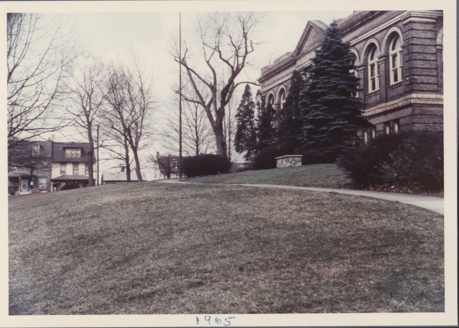 ReMarx on Genealogy and History: Scenes of the Easton Public Library
