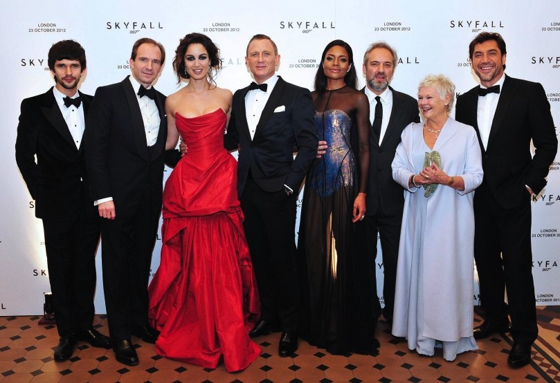 The Real Deal: Movie Review: Skyfall