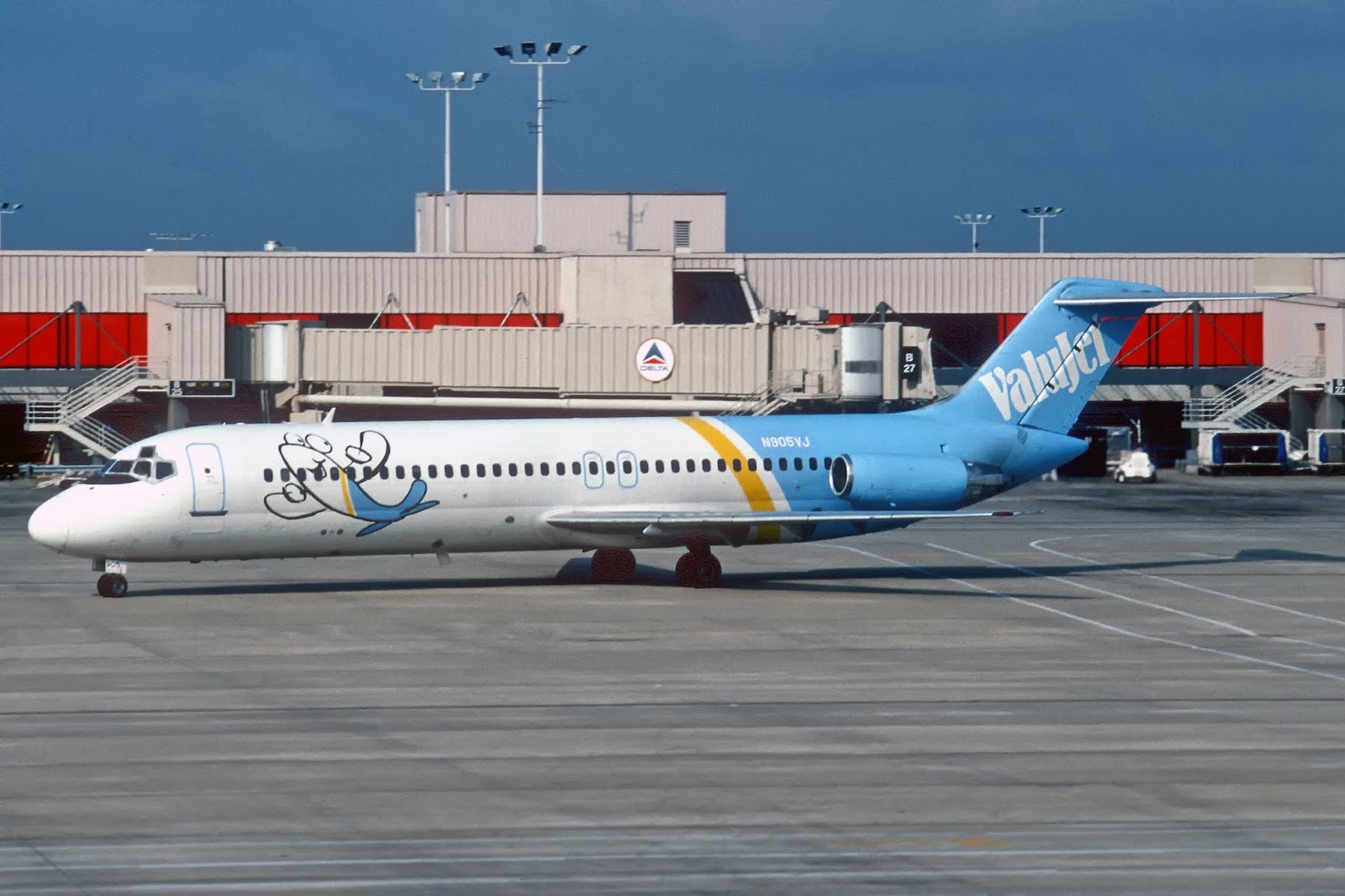 Aero Pacific Flightlines: Valujet McDonnell Douglas DC-9-32 (47378/508 ...