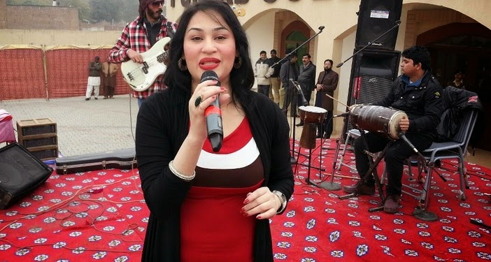 Humera Arshad Pakistani Singer Wallpapers - Show Biz Wallpaper