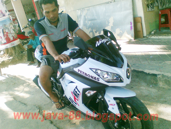 Java 88 Cutting Stiker: Kawasaki Ninja