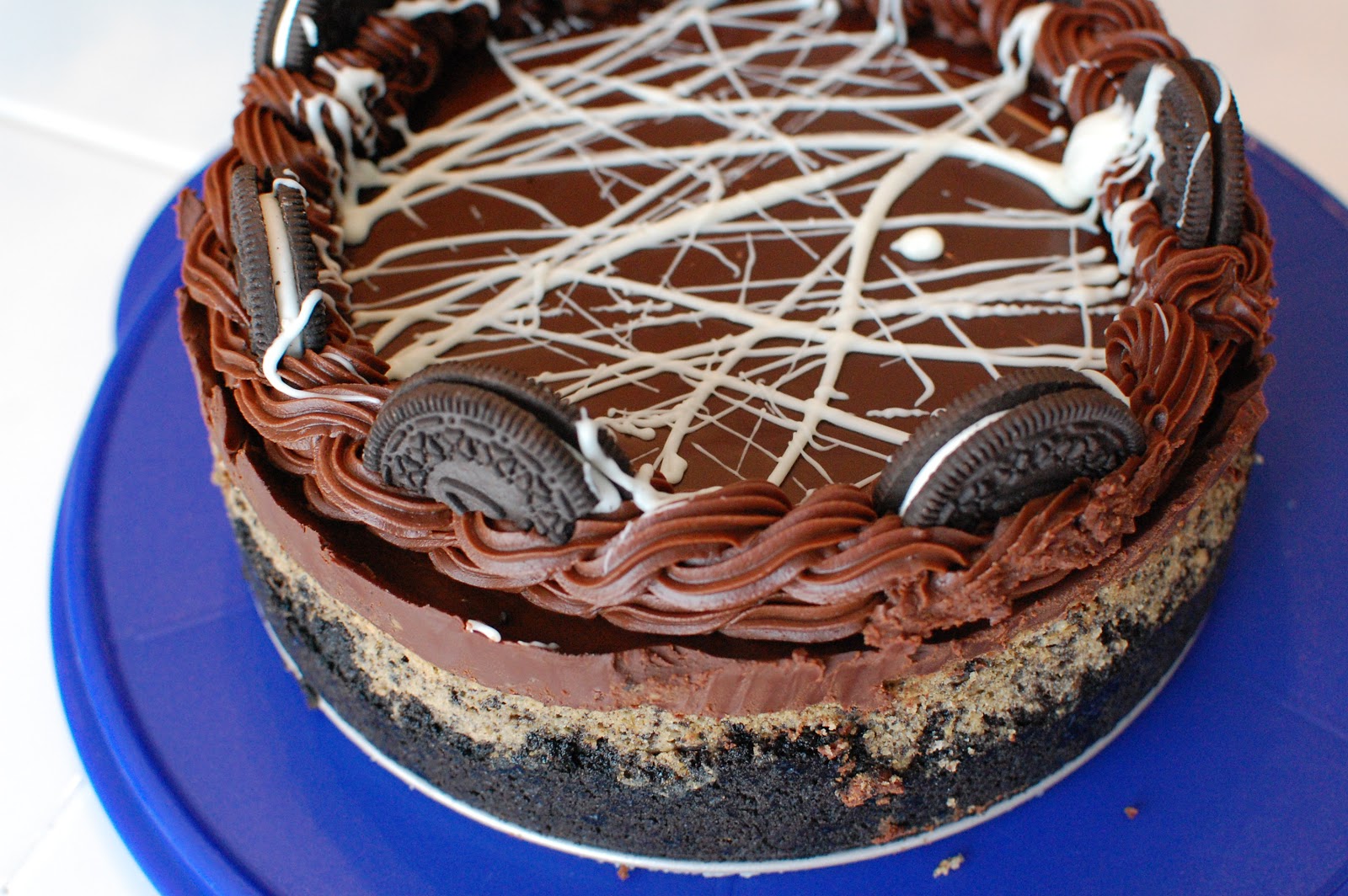 Two-Tone Awesome Oreo Cheesecake