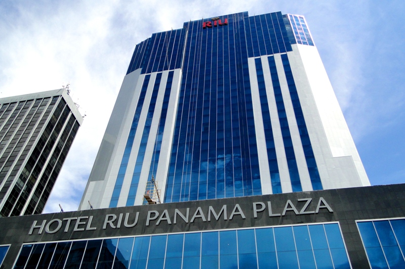 HOTEL RIU: DESCRIPCION DEL HOTEL RIU