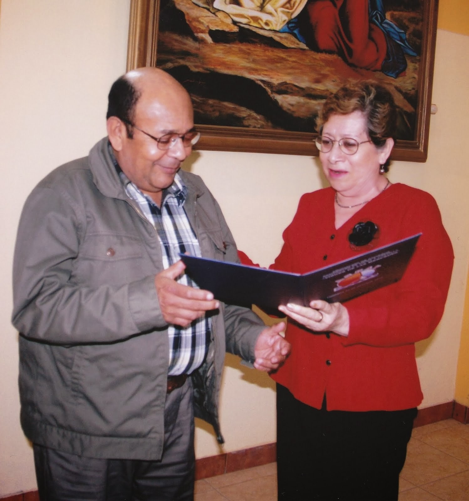 PALOS AL VIENTO: COMO PERROS, PERICOTES Y GATOS