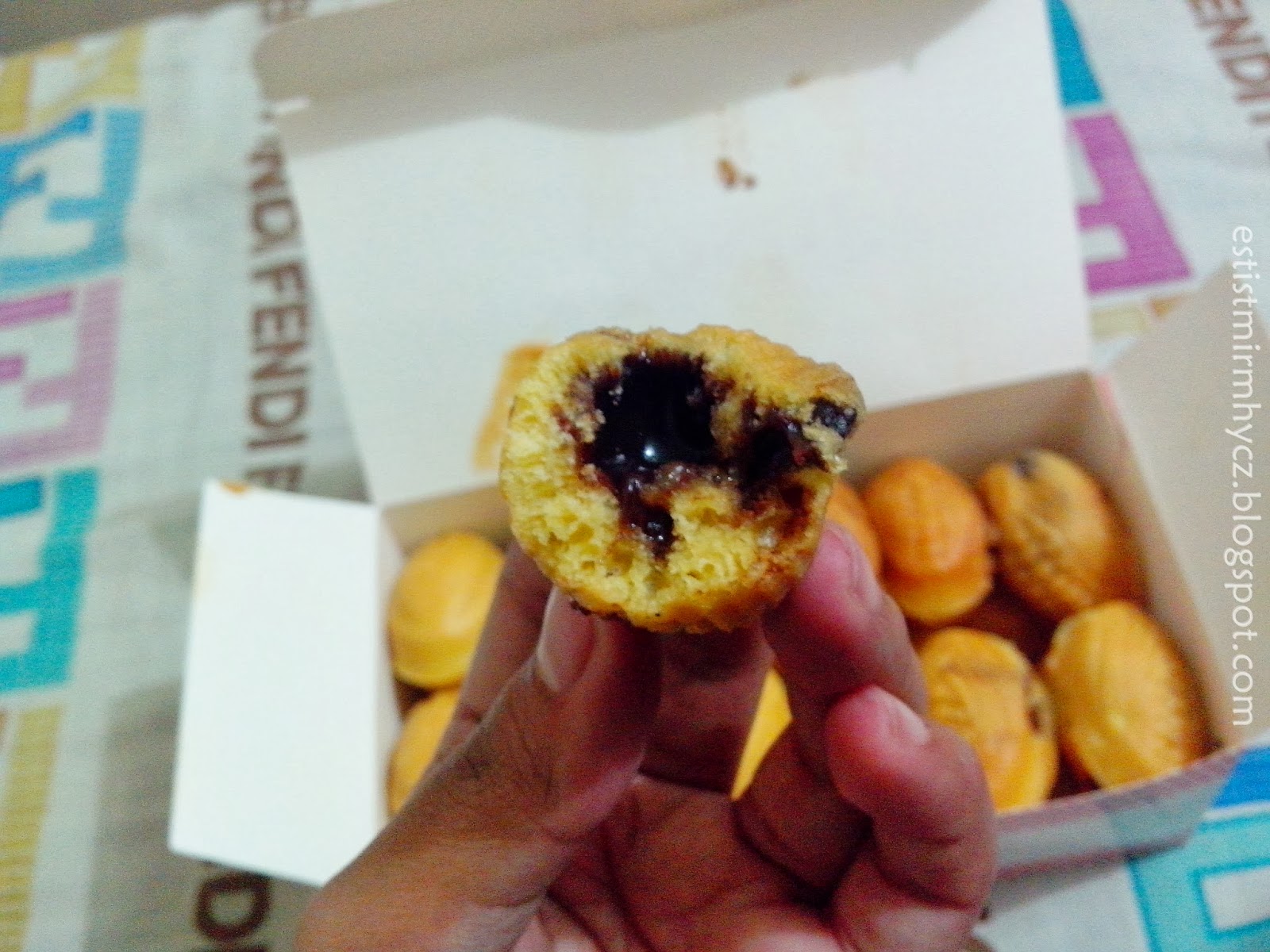 Sweet And Chili Spices: Foodtrip: Moshi Manju