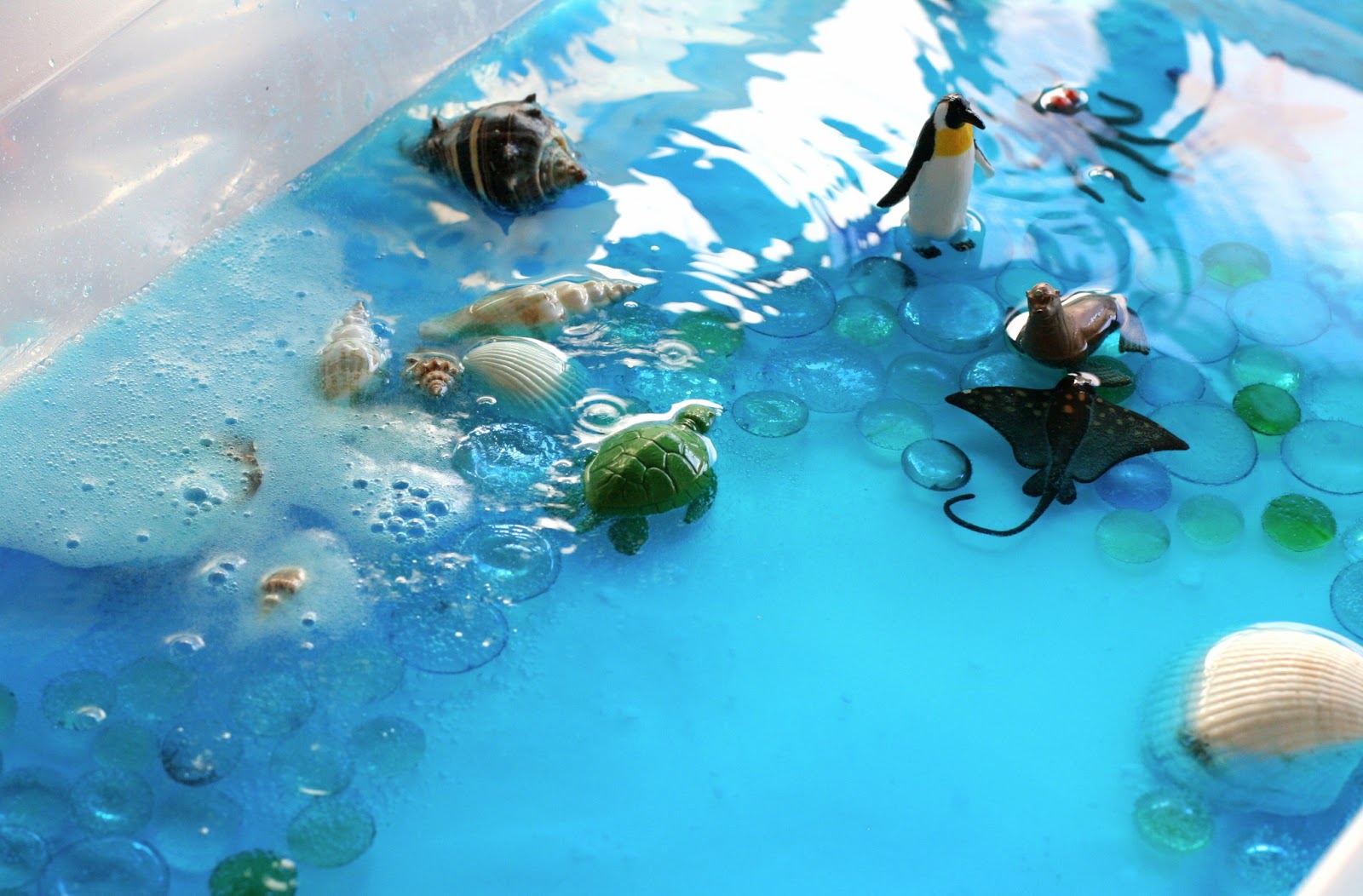 Simple Small Worlds: Fizzing Hidden Ocean World