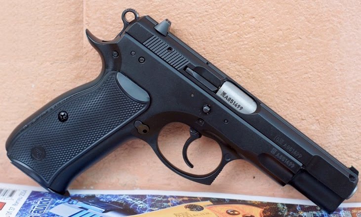 Pistola CZ 75B Omega | Armas de Fuego