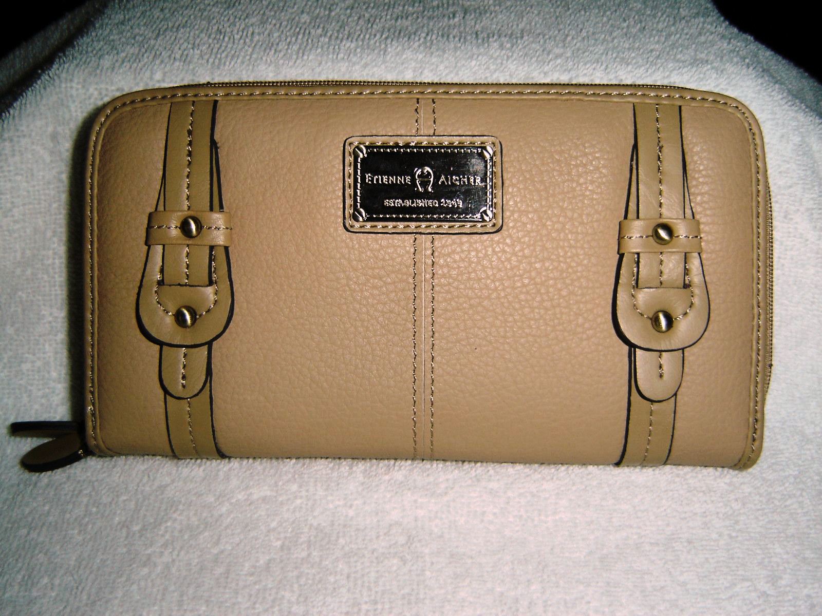 closet's heaven: ETIENNE AIGNER Carmen Leather Wallet