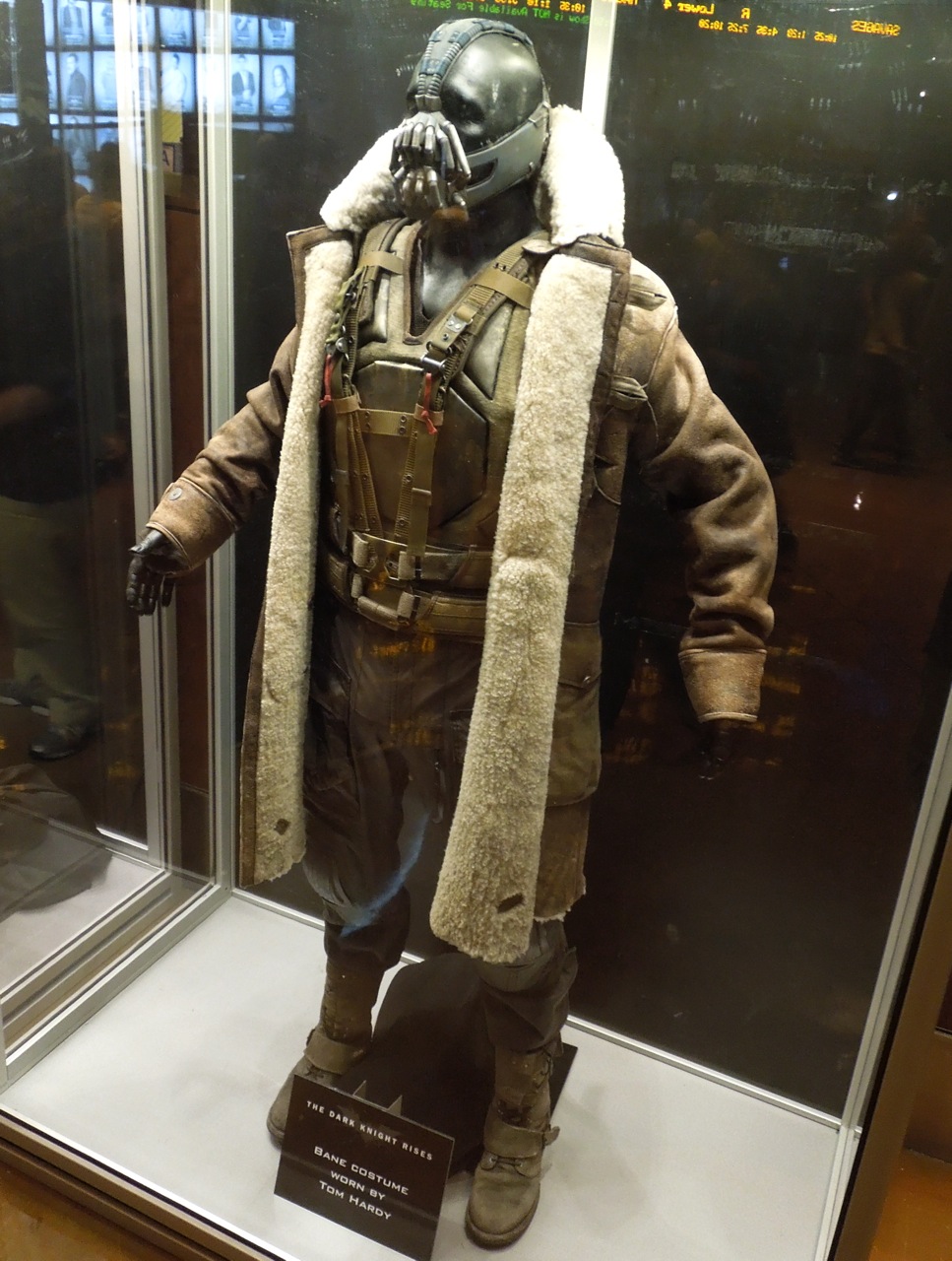 Hollywood Movie Costumes and Props: Tom Hardy's Bane costume from The ...