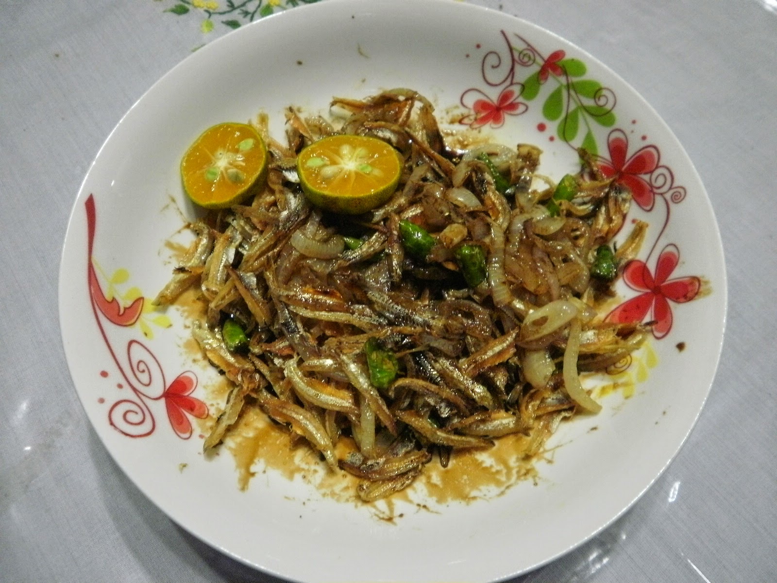 Zara ♥ Baking: IKAN BILIS GARING yang simple