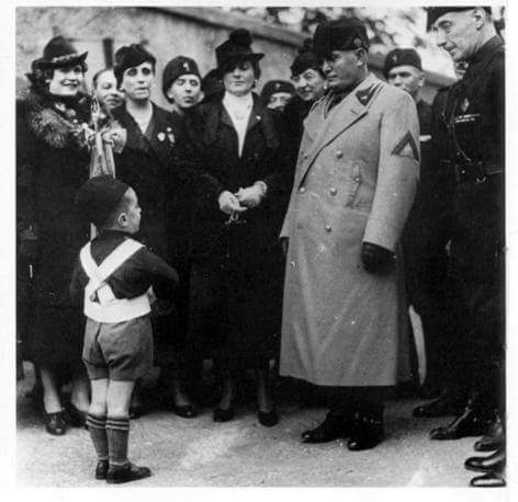 UOMINI LIBERI - Press: I BIMBI D'ITALIA SI CHIAMAN BALILLA