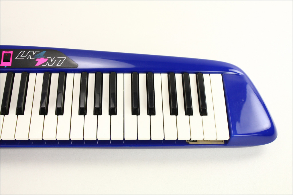 MATRIXSYNTH: Lync LN-4 MIDI contoller keytar