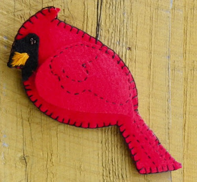 Free Felt Patterns: Free Felt Pattern > Cardinal Ornament