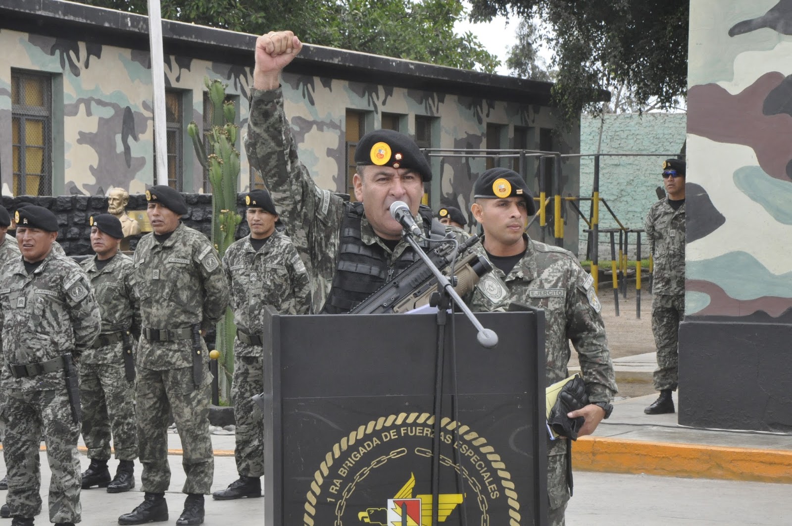 Nuestro Ejército en video: Conozca usted, a los nuevos mandos del ...