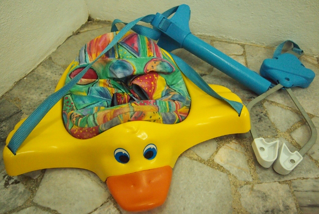 JuaiMurah: ELC Bouncy Duck Doorway Bouncer