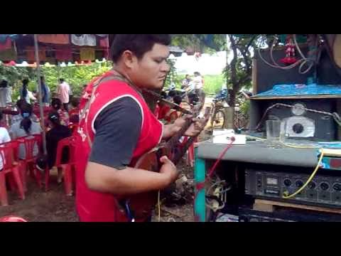 head medicine: Khun Narin Phin Sing (aka Khun Narin's Electric Phin ...