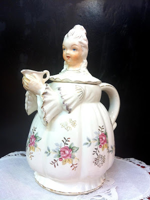 The Cabbage Rose: Gallery