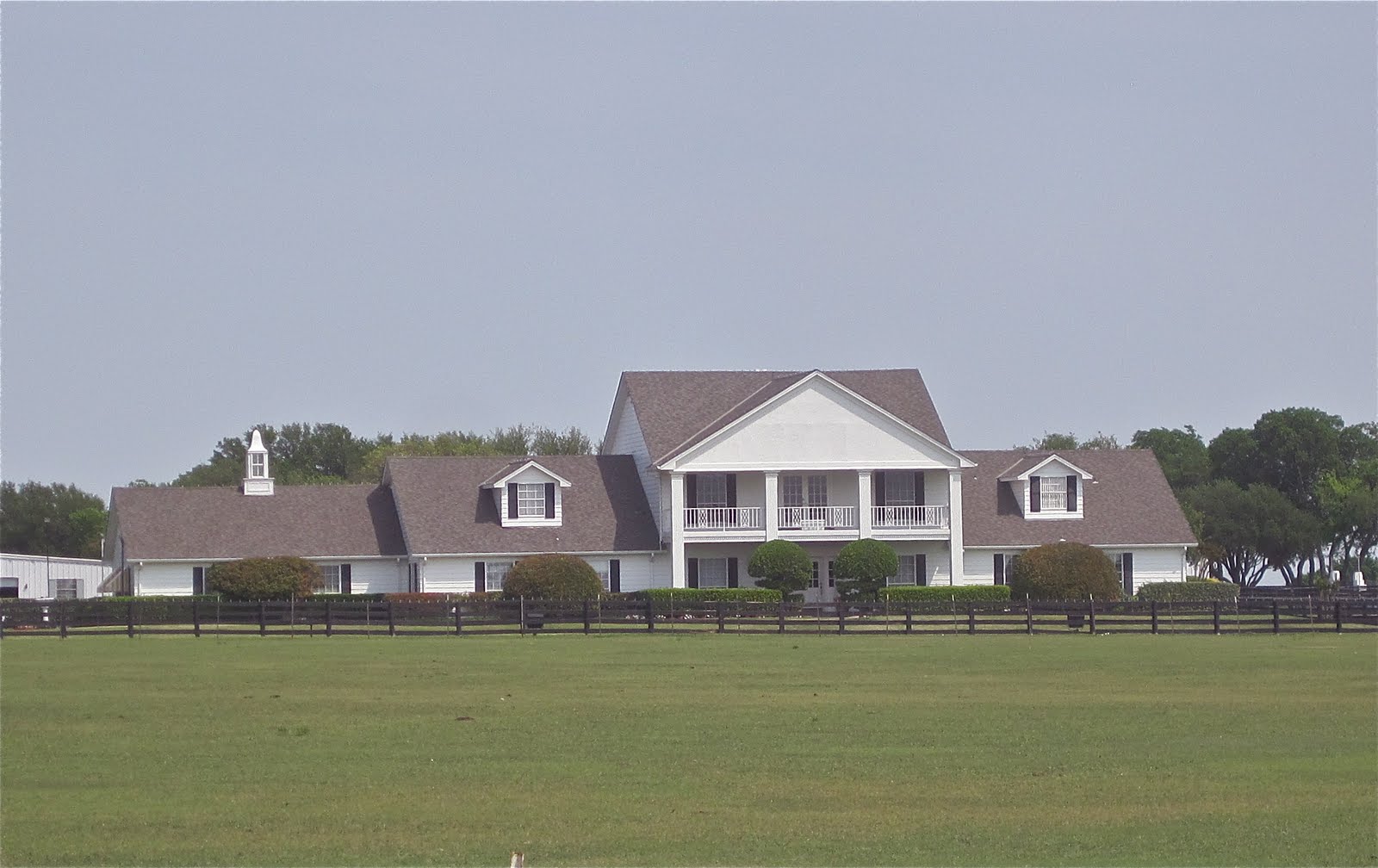 Flight Plan: Southfork Ranch is hopping again. Can JR be far behind?