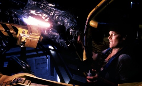 Nerd Superior: Sigourney Weaver Vai Ser Vilã da Série Defensores