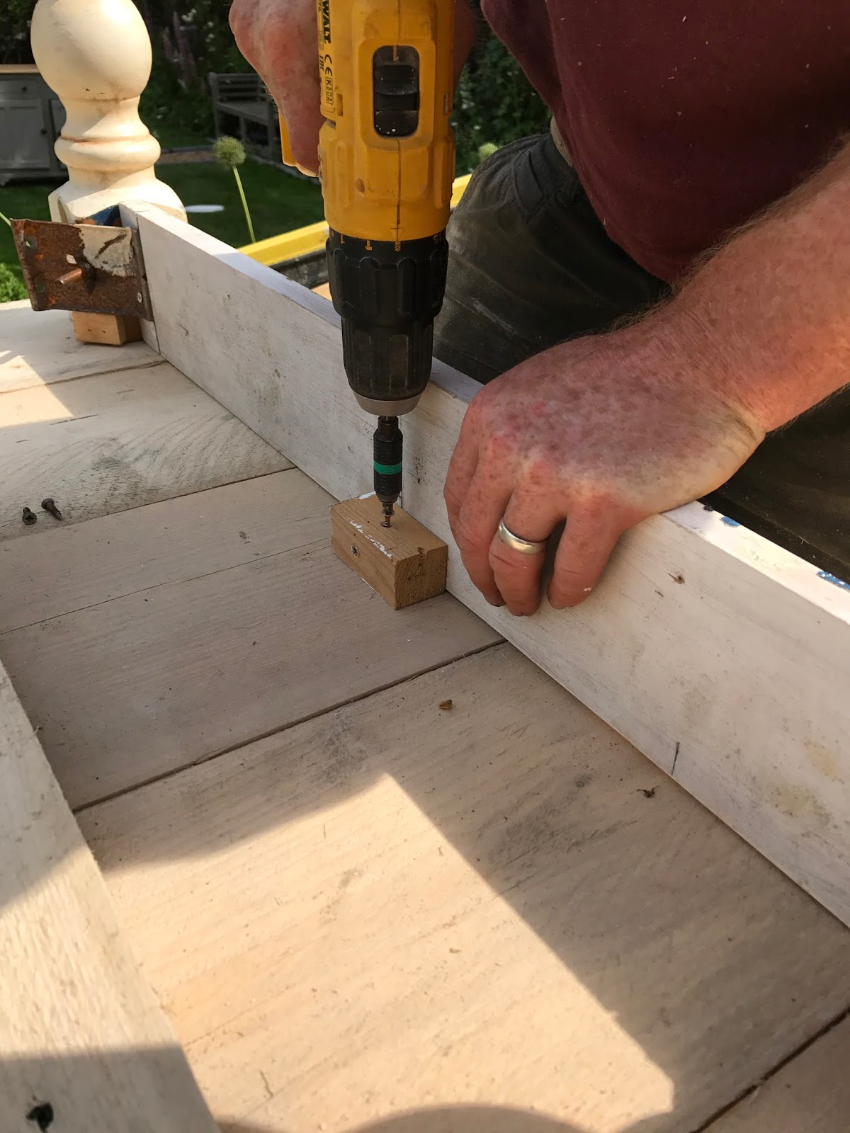 Makeover - A Dining Table Made From Scaffold Boards - Roses and Rolltops