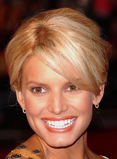 Makarizo Hairstyle: Latest Haircut Of Jessica Simpson Hairstyle