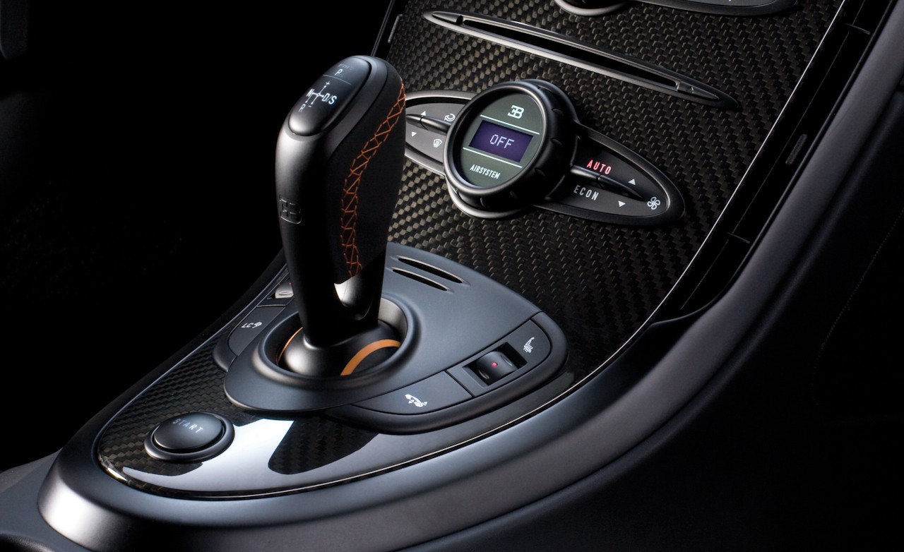 TOP 10 EXPENSIVE THING'S: NO 1 FASTEST CAR IN THE WORLD BUGATTI