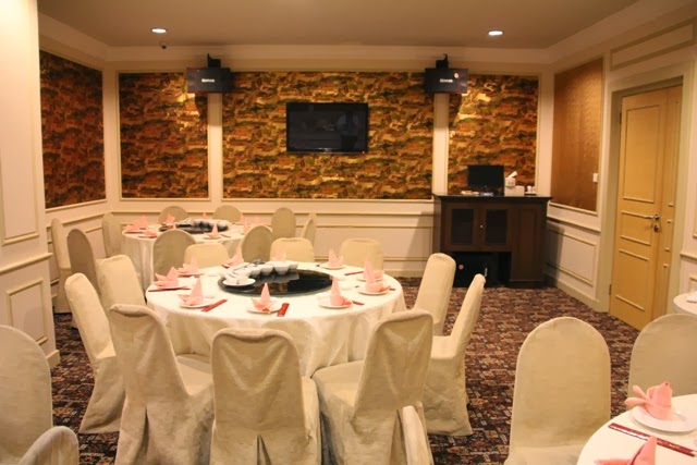 Central Restaurant Tomang