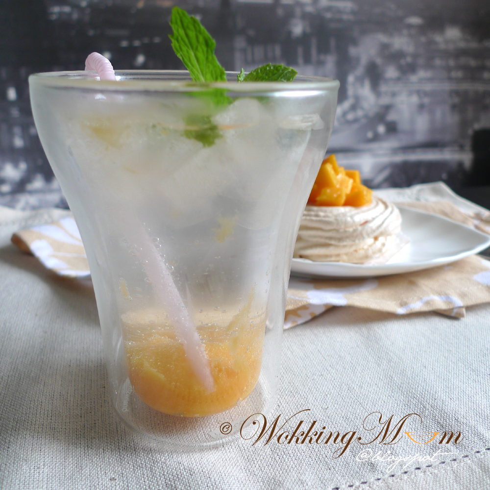 Let's get Wokking!: Mango Pavlova and Soda芒果帕芙洛娃与苏打 | Singapore Food ...