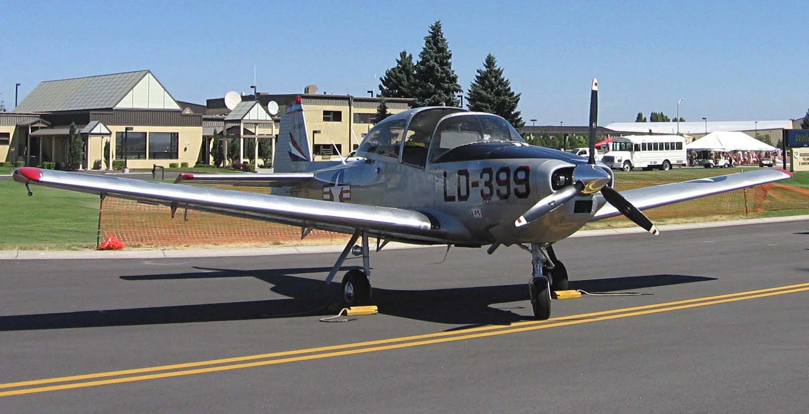 nhungdoicanh: North American / Ryan Navion