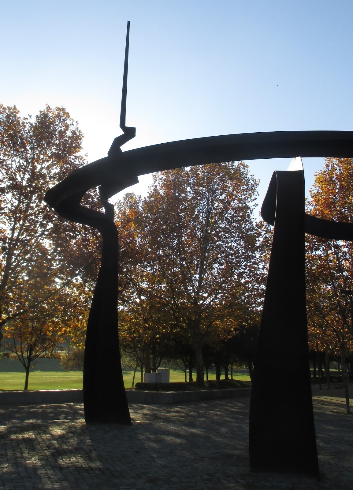 Viajar e descobrir: Portugal - Almada - Parque da Paz - Monumento da Paz