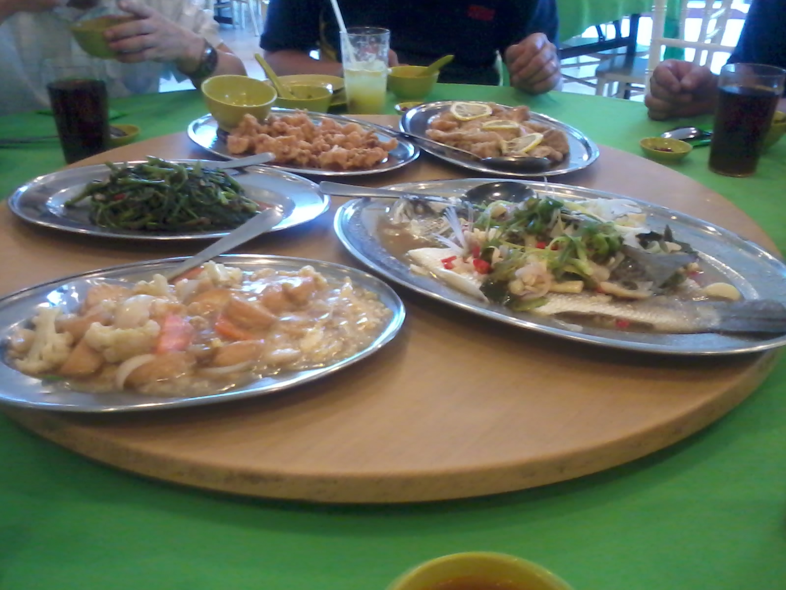 DaIfLoRa In$pIrE: Restoran Muhibbah Seafood: Chinese Halal Menu