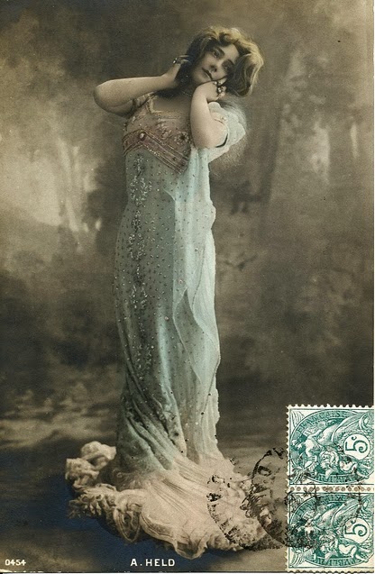 VINTAGE BLOG: Anna Held