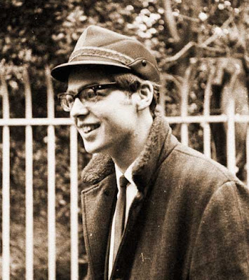 photopol: CRIME WRITER