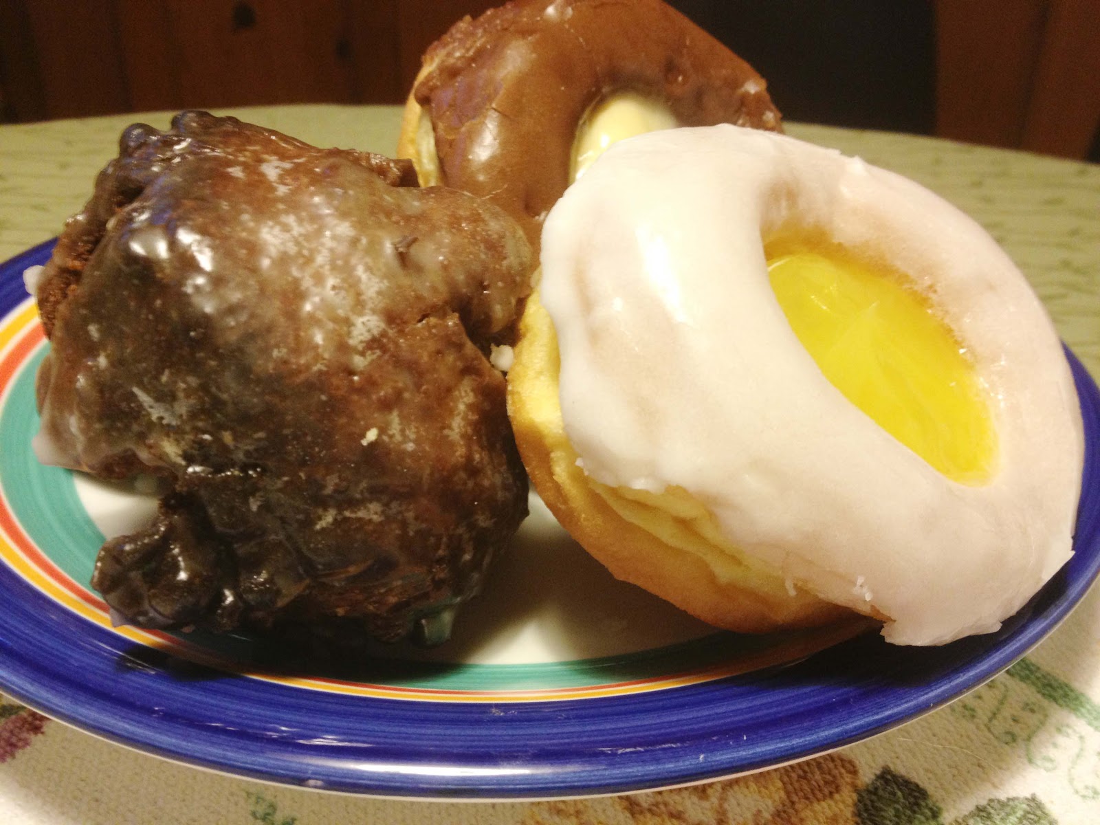 entertaining views from cincinnati: Silverton Donut Shop