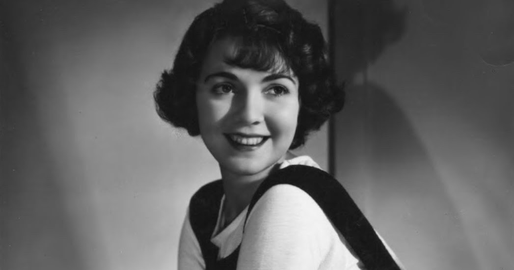 Slice of Cheesecake: Lila Lee, pictorial