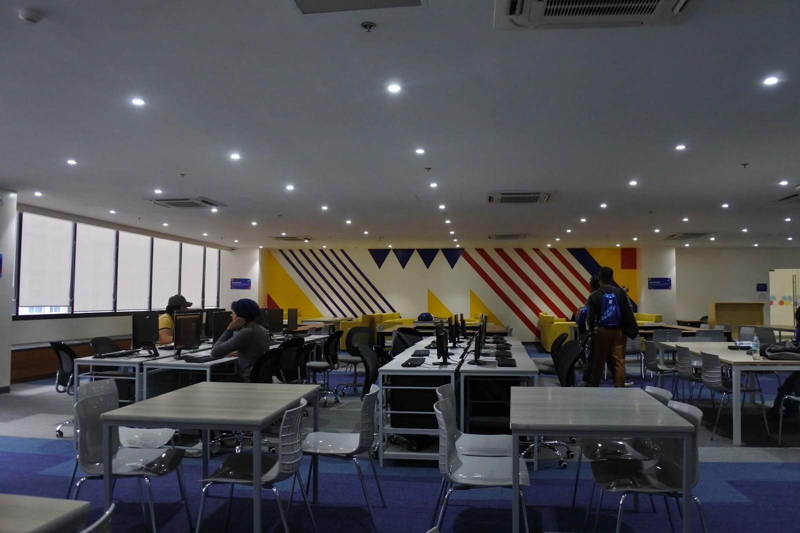 iACADEMY: The Perfect School for Millennials ~ Viva Manilena